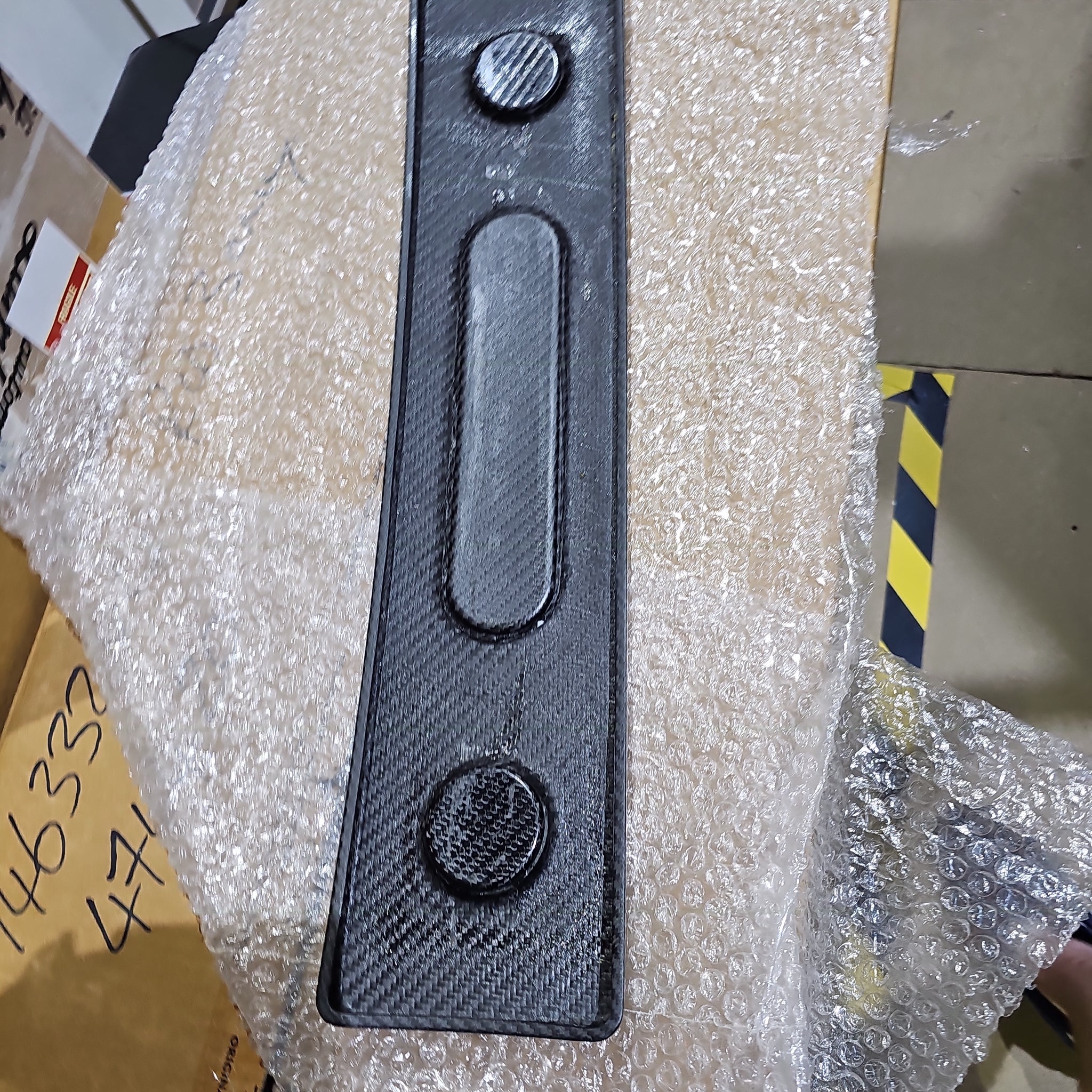 MCLAREN MP4 650S MSO MSO CARBON NUMBER PLATE PLINTH – ApexSpares