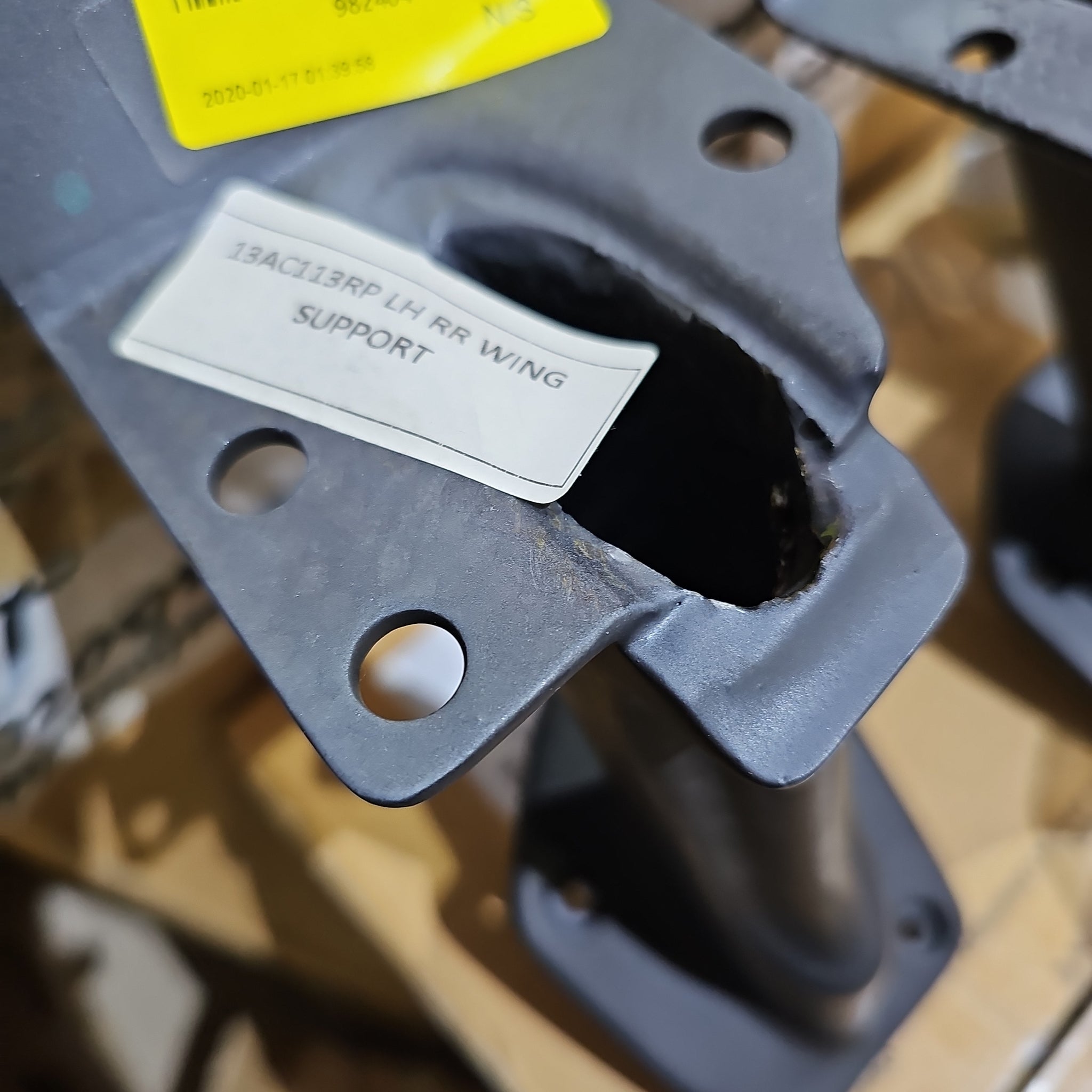 MCLAREN 600LT REAR SPOILER MOUNTING KIT – ApexSpares