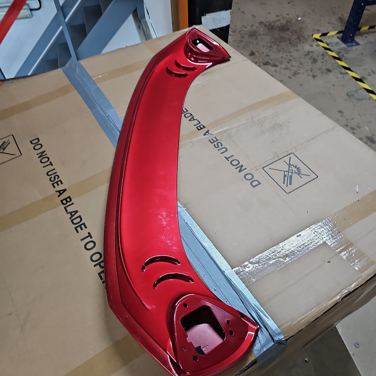 FERRARI REAR SPOILER (TBC NO ID) – ApexSpares