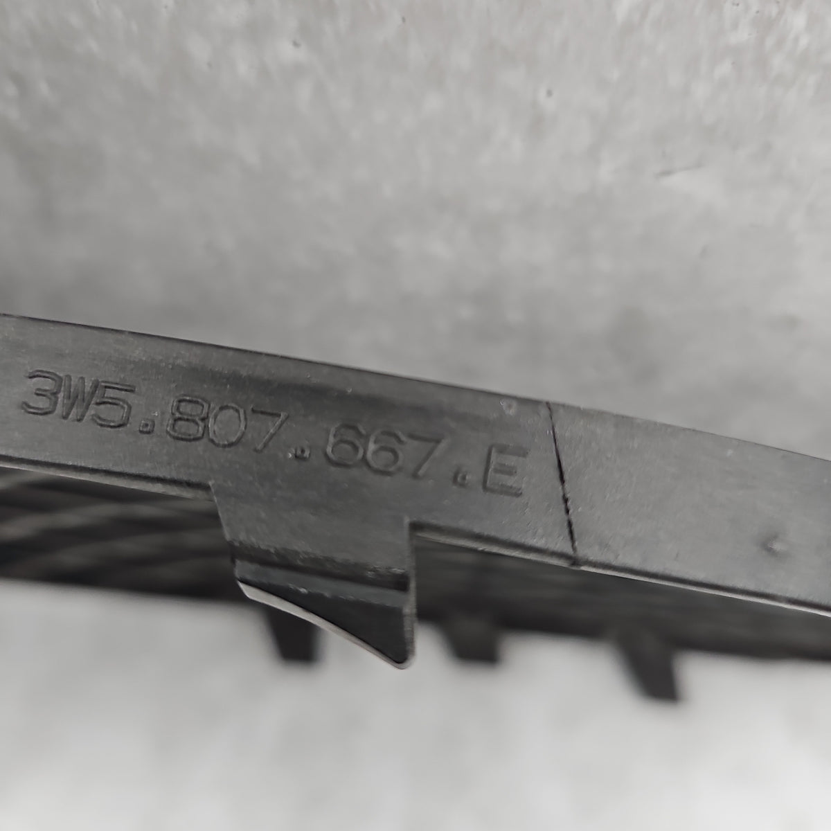 BENTLEY CONTINENTAL FLYING SPUR 2006-2012 GRILLE 3W5807667E – ApexSpares