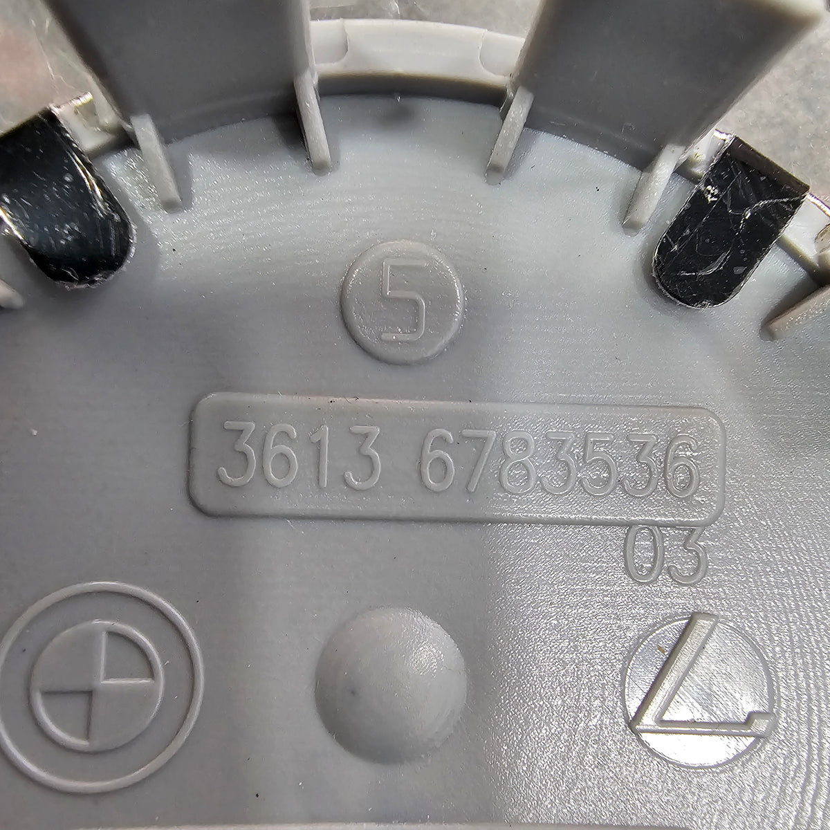 GENUINE BMW CENTRE CAP 68MM 36136783536 – ApexSpares
