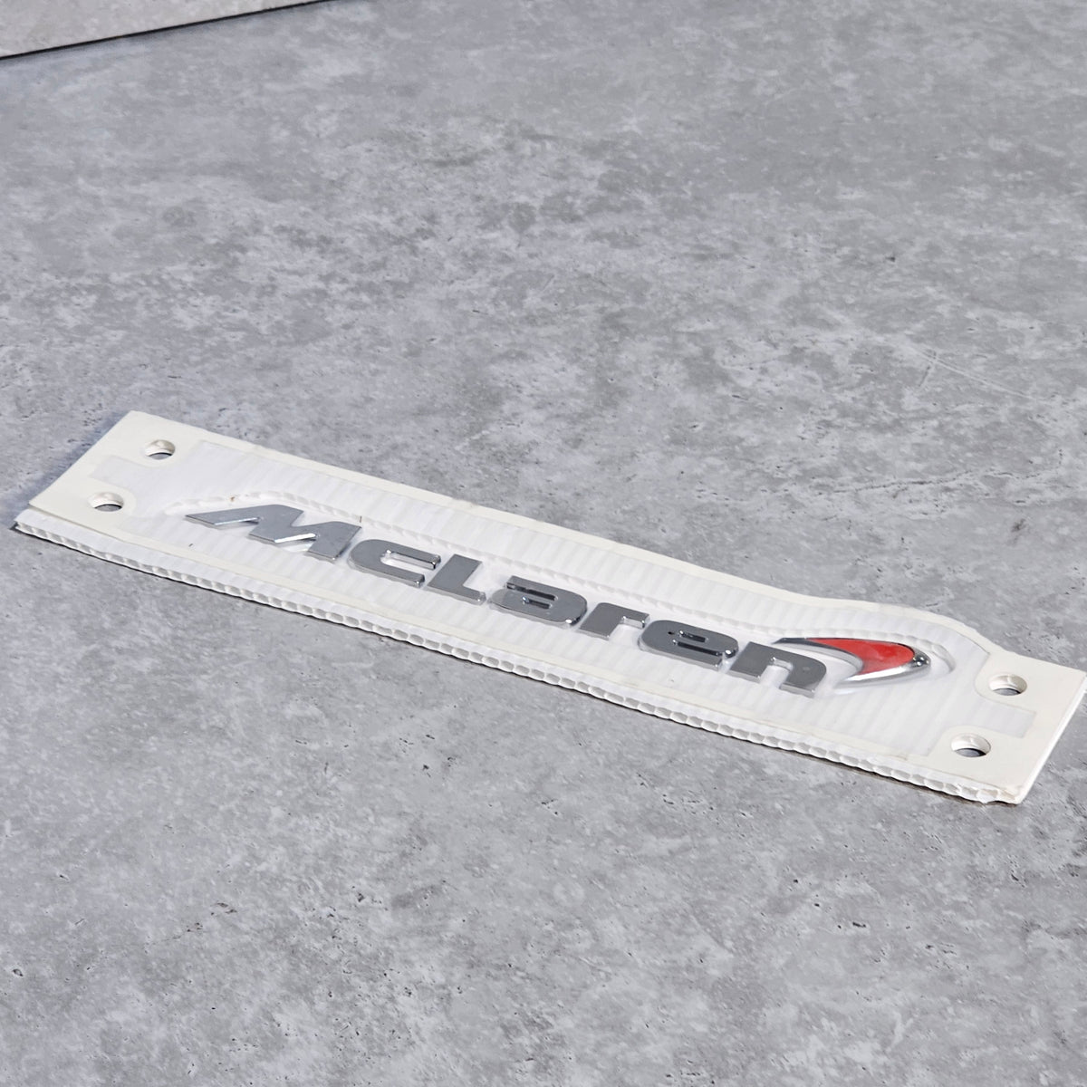 MCLAREN 570S REAR BADGE EMBLEM – ApexSpares