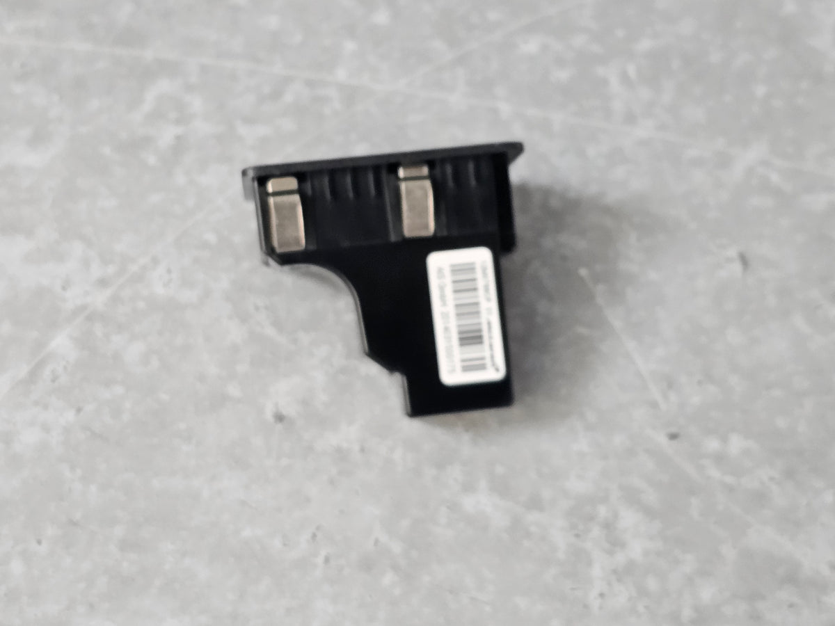 MCLAREN P1 CONNECTOR UNIT USB AUX IRIS AIS 12M0769CP – ApexSpares