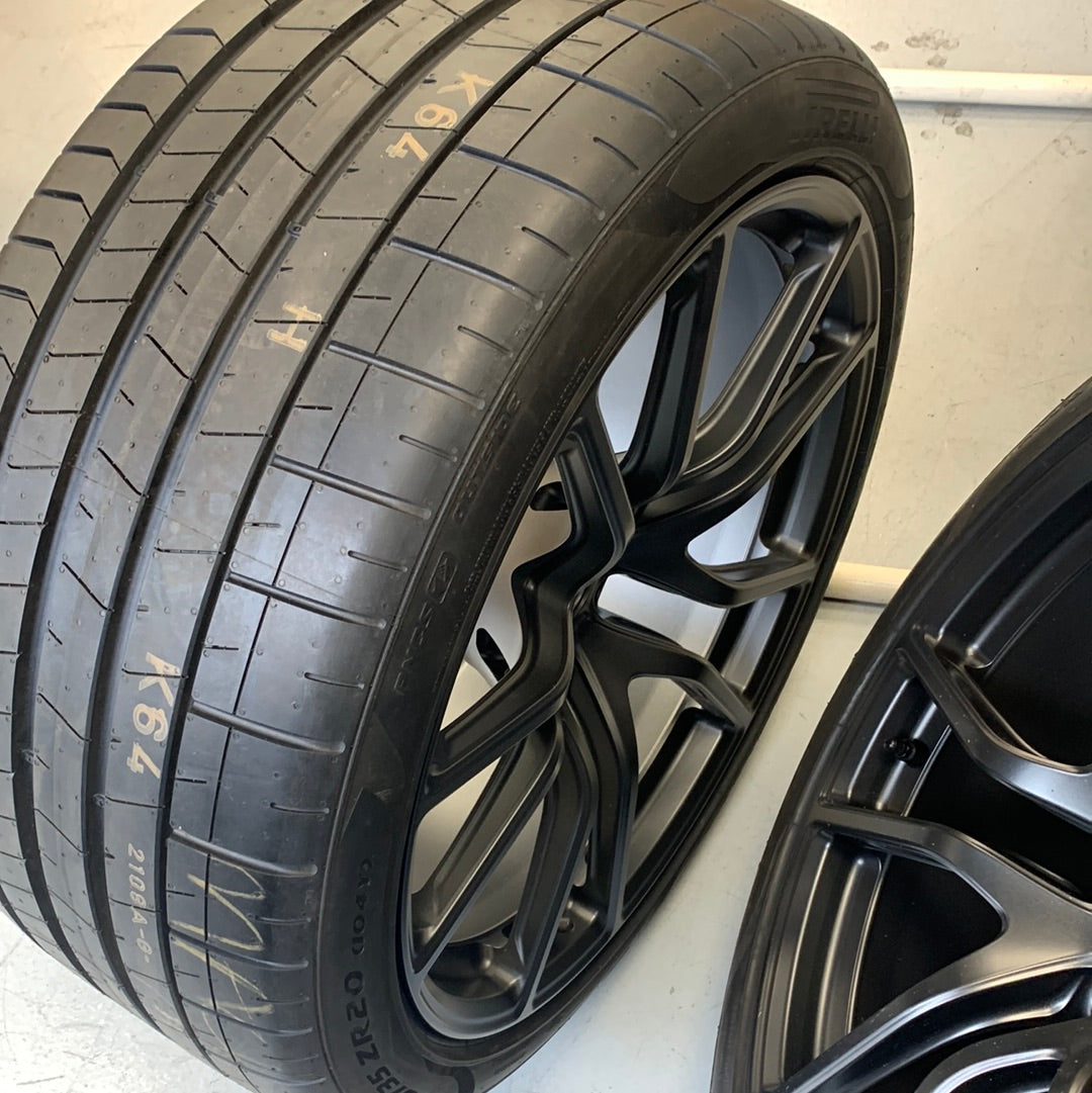 MCLAREN REAR FULL TYRE SET – ApexSpares